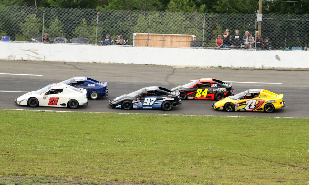 FEATURE ATTRACTIONS! PETTY INTERNATIONAL RACEWAY RUNNING FEATURE ONLY ...