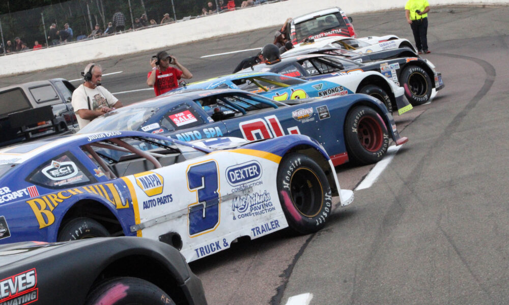LATE MODEL SPORTSMAN RACING FOR $4,000 TO WIN, MINI STOCKS AND STREET ...